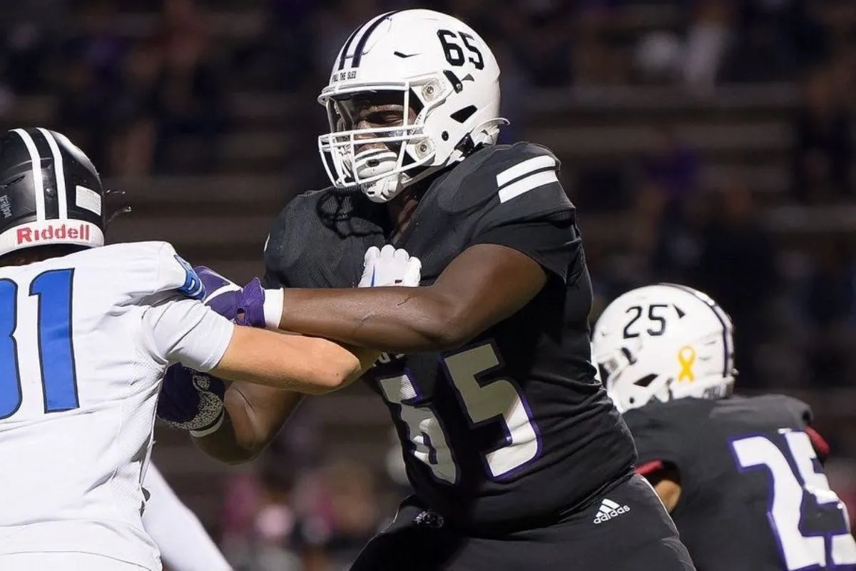 Could the Battle for this 5-Star Offensive Lineman Come Down to ...